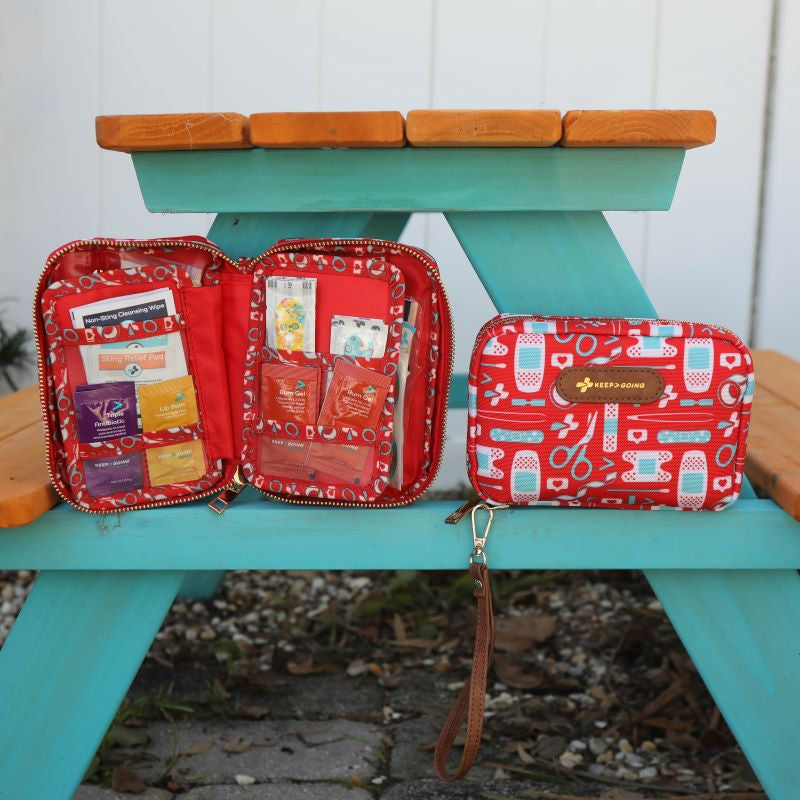 First Aid "The Classic" GoKit (130 PCS) - KEEP>GOING First Aid